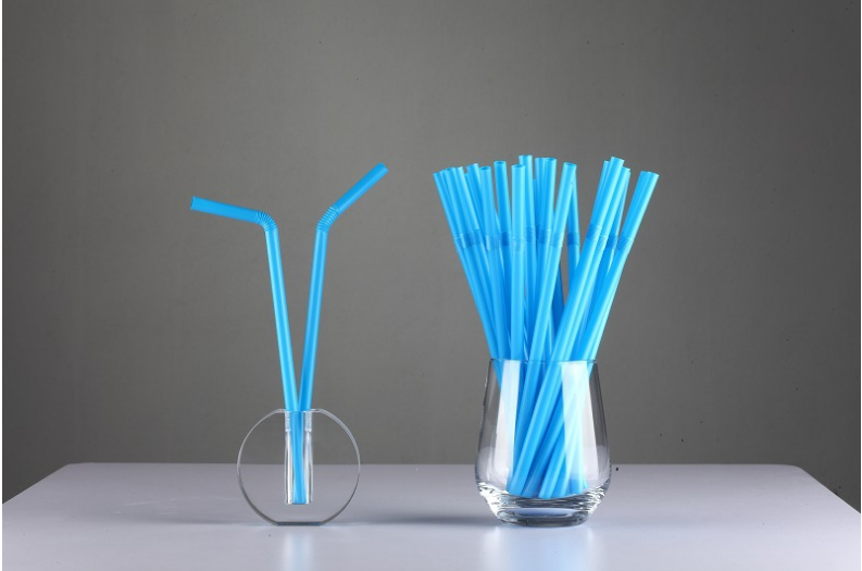 Biodegradable plastic straws with customizable colors